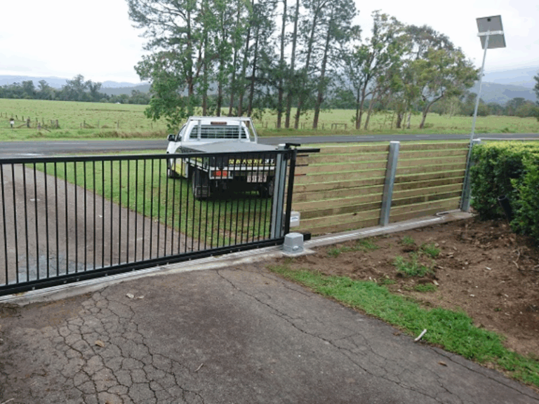 Solar Sliding Gate Automation - Powered Gate Motors For Sustainable Homes